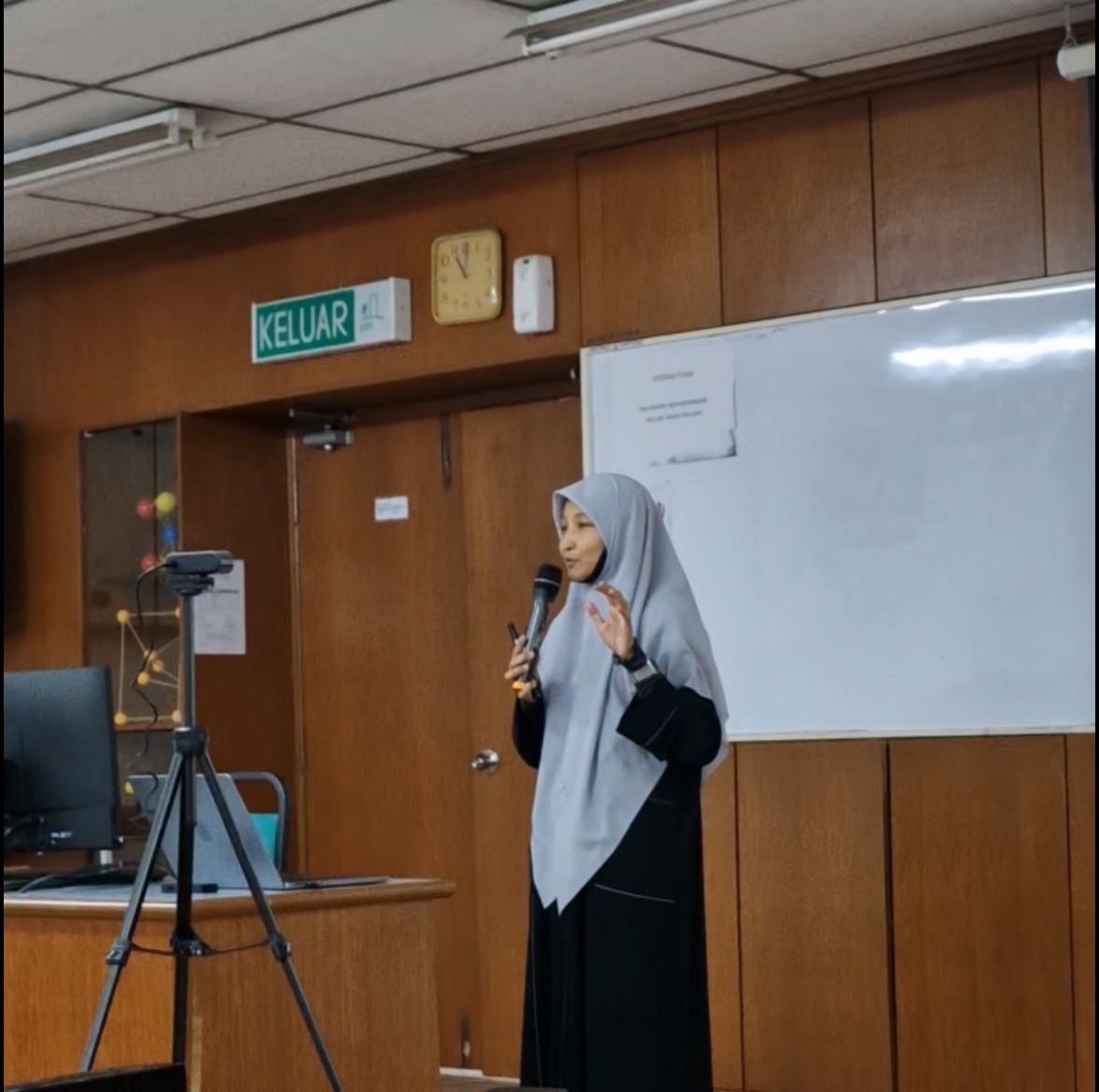 Sabbatial sharing session from Associate Professor Dr. Suriati Paiman